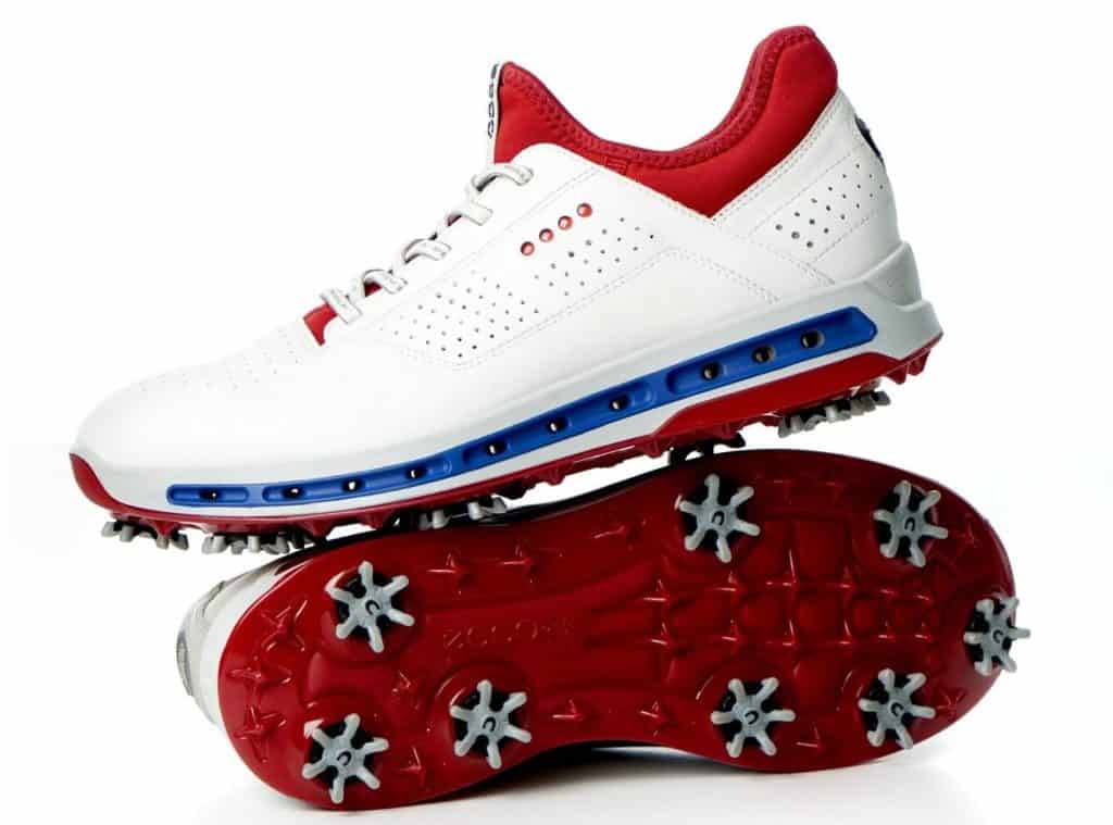 A Golf Shoe with a Built-In Air Conditioning System