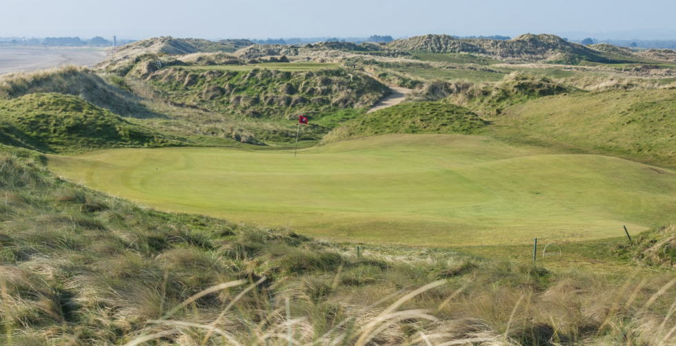Seapoint Golf Links – A True Irish Links Experience